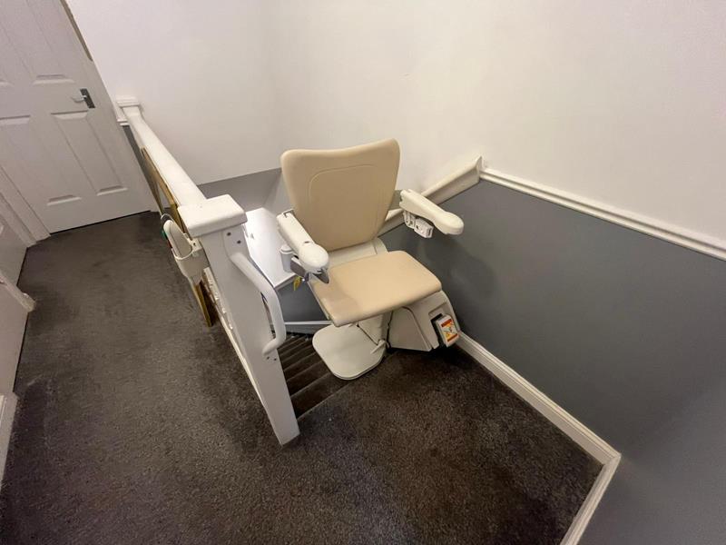 Handicare 1100 straight stairlift (2) – Care Lift Services. Straight ...